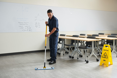 Tips to keep the school environment clean | Rubbermaid | Rub